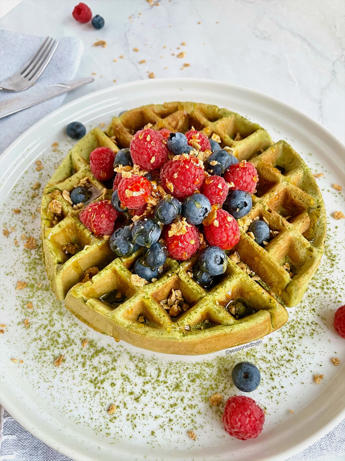 Matcha Waffles topped With Fruits and Honey ⋆ Seasoned by Jin