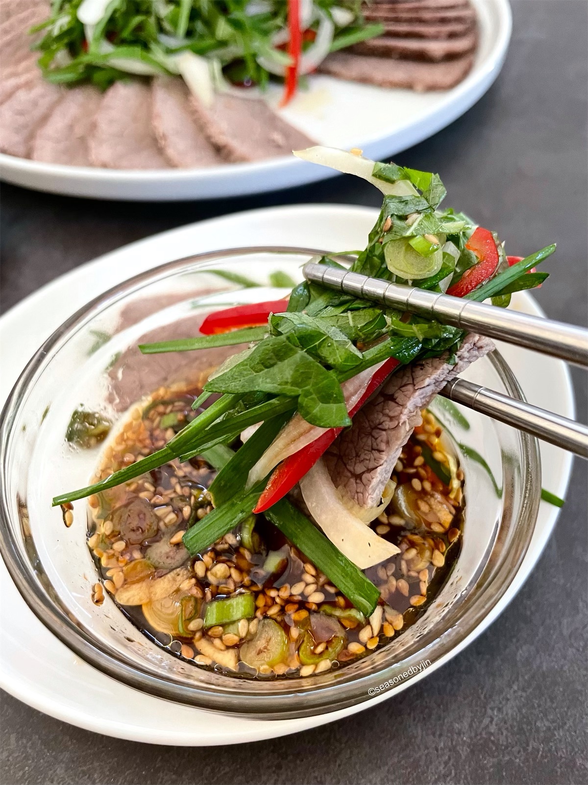 Korean Sliced Beef with Perilla Salad/Pyeon yuk Kkenip Muchim ⋆ ...
